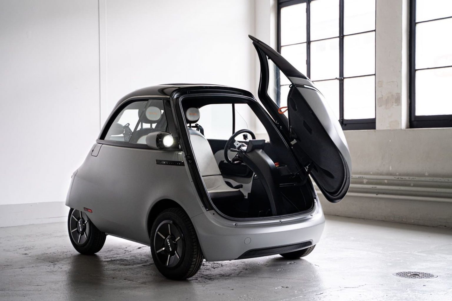 Microlino 2.0, tre versioni e un'autonomia fino a 230 km