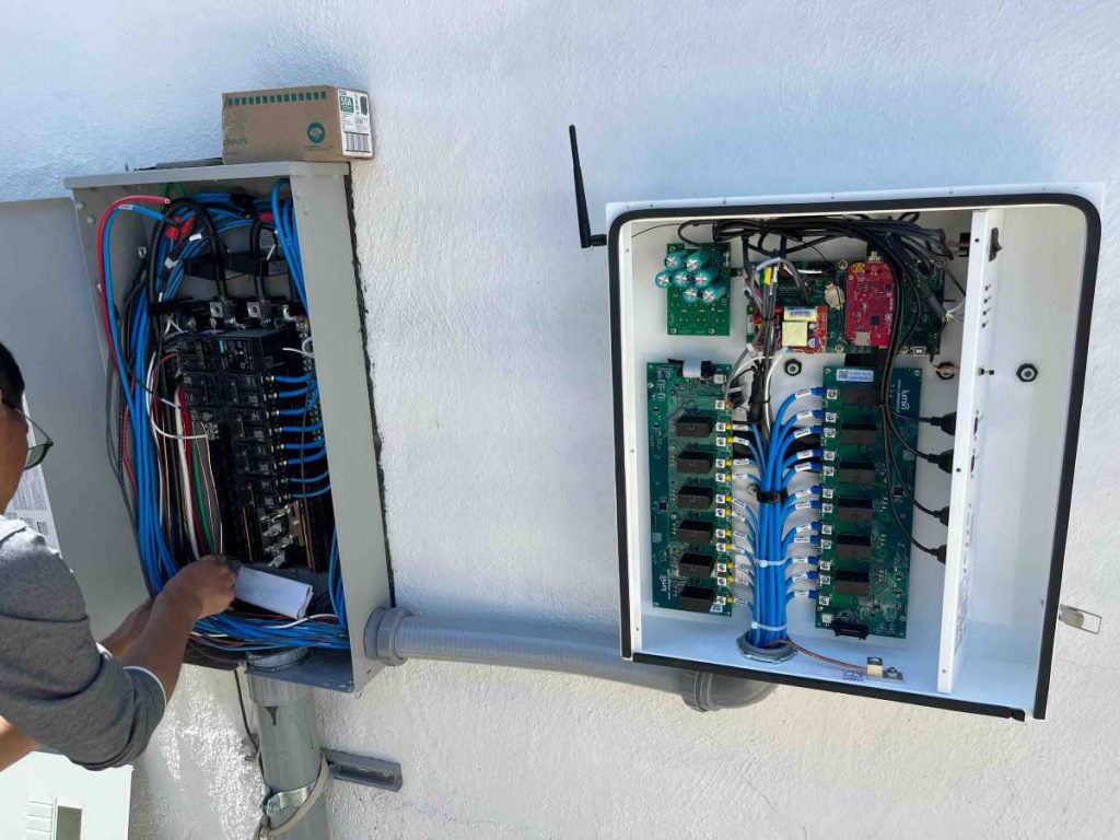 Panel inteligente Lumin, gestiona la energía de tu casa, optimiza el ...