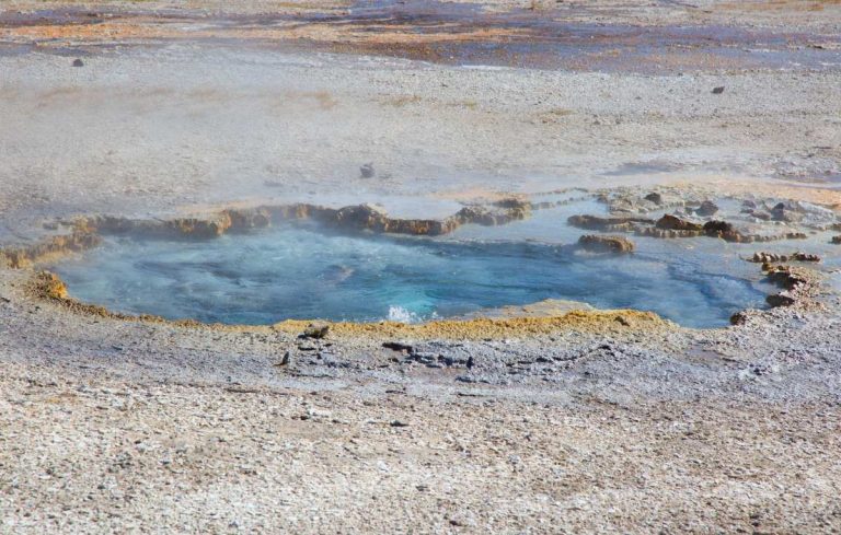 Investigadores de Chicago inventan nuevo método para extraer litio de ...